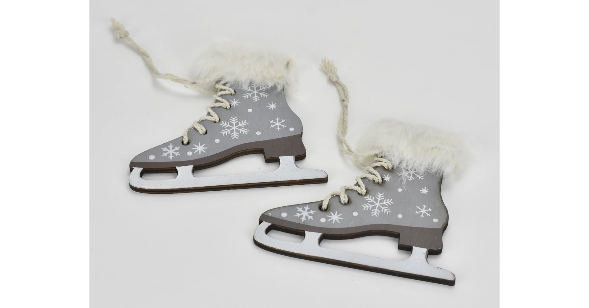 Fa korcsolya szürke 1pár - Karácsony - Kosárbolt.hu - A kreatív ...